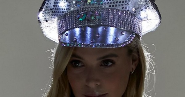 Hat-Music festival light up ha